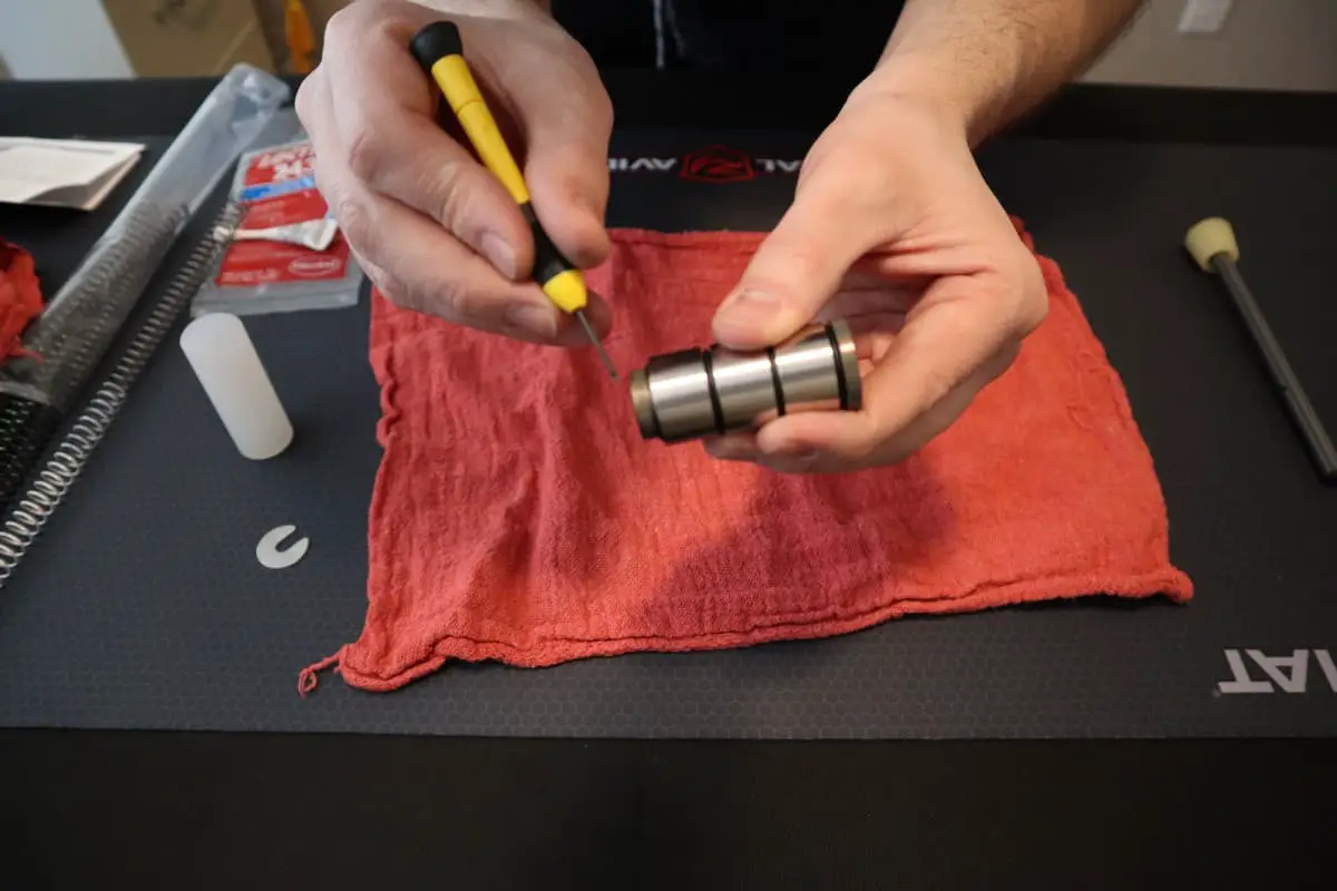 JP (SCS) Silent Captured Spring Tuning and Install – Neckbone Armory